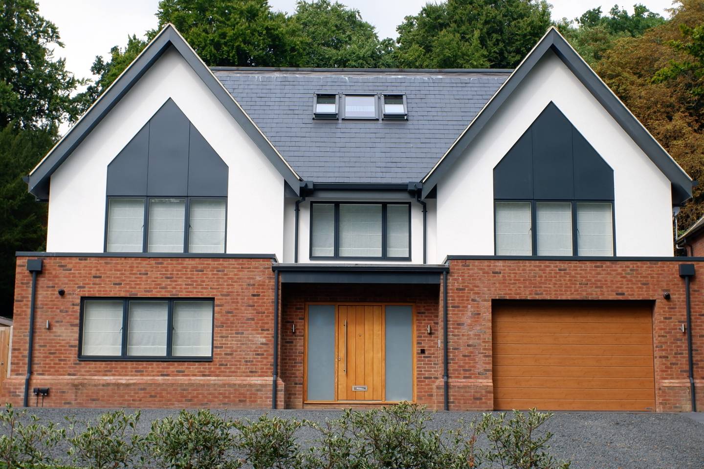 8 Common Roofing Types: An Exploration into Different Roofing Styles ...